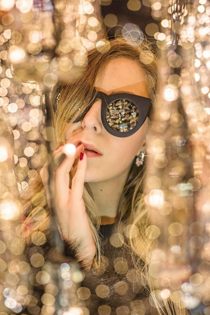 4 Quick and Easy Ways to Disguise Yourself - Trip City 4 Quick and Easy Ways to Disguise Yourself - Trip City